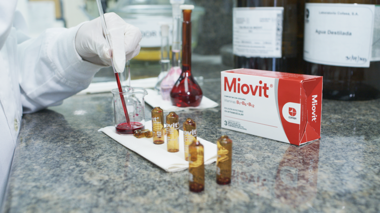 Laboratorio Cofasa festeja 70 años