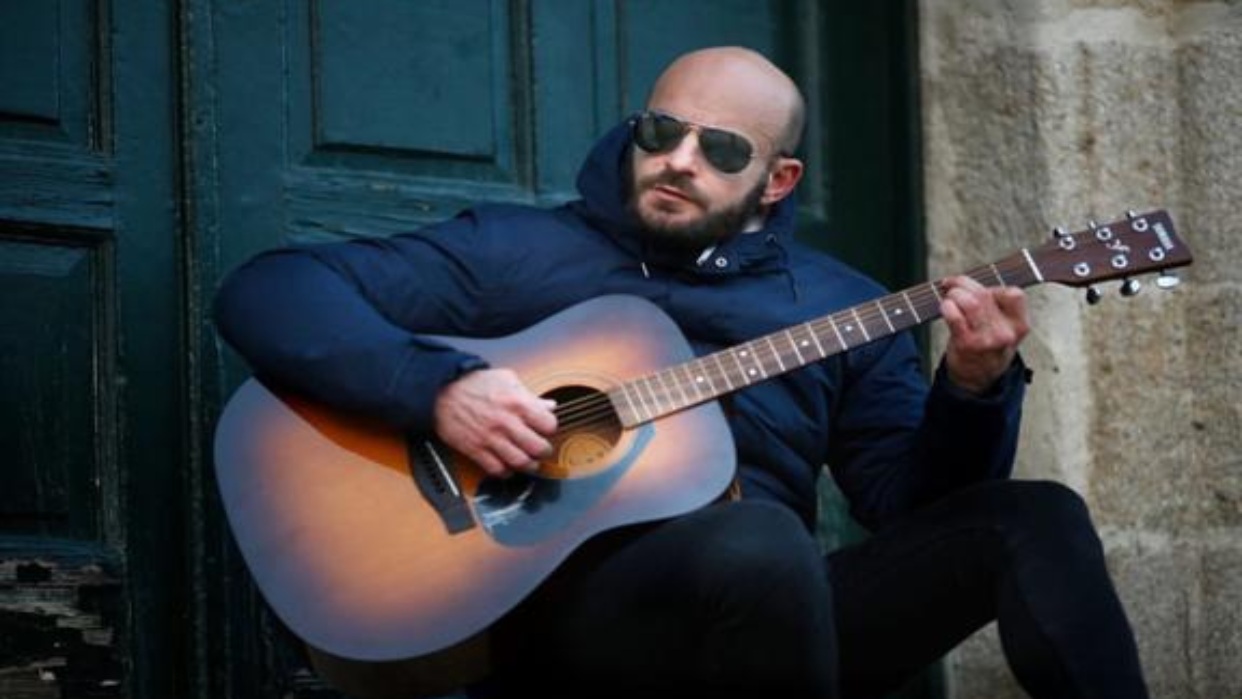 Hany Kauam rinde tributo a los grandes del merengue